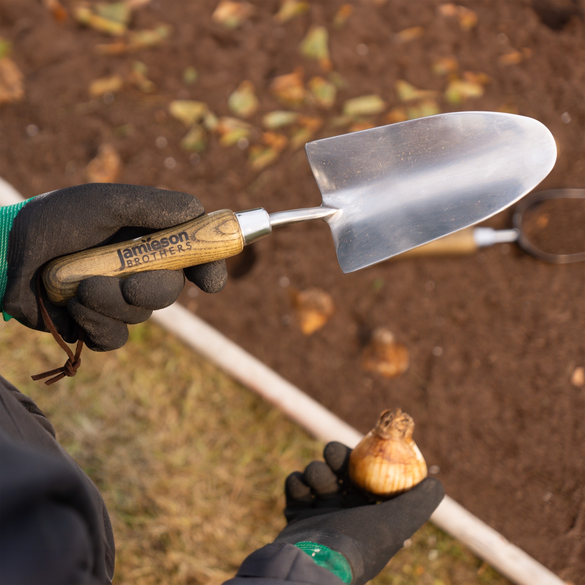 Scoop trowel store