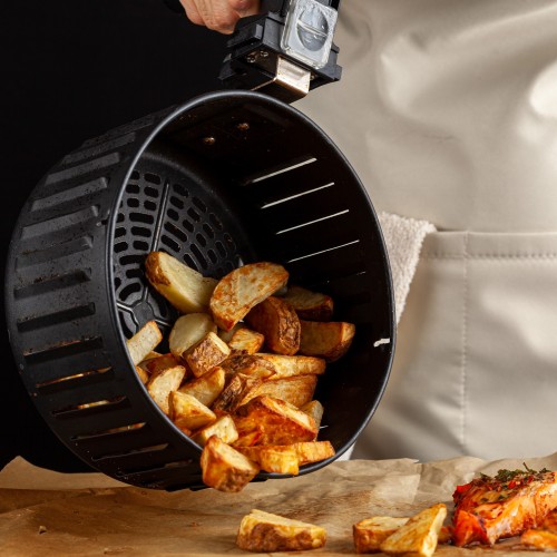 Melody Eating Potatoes | Bake, Boil, Chip, Mash & Roast